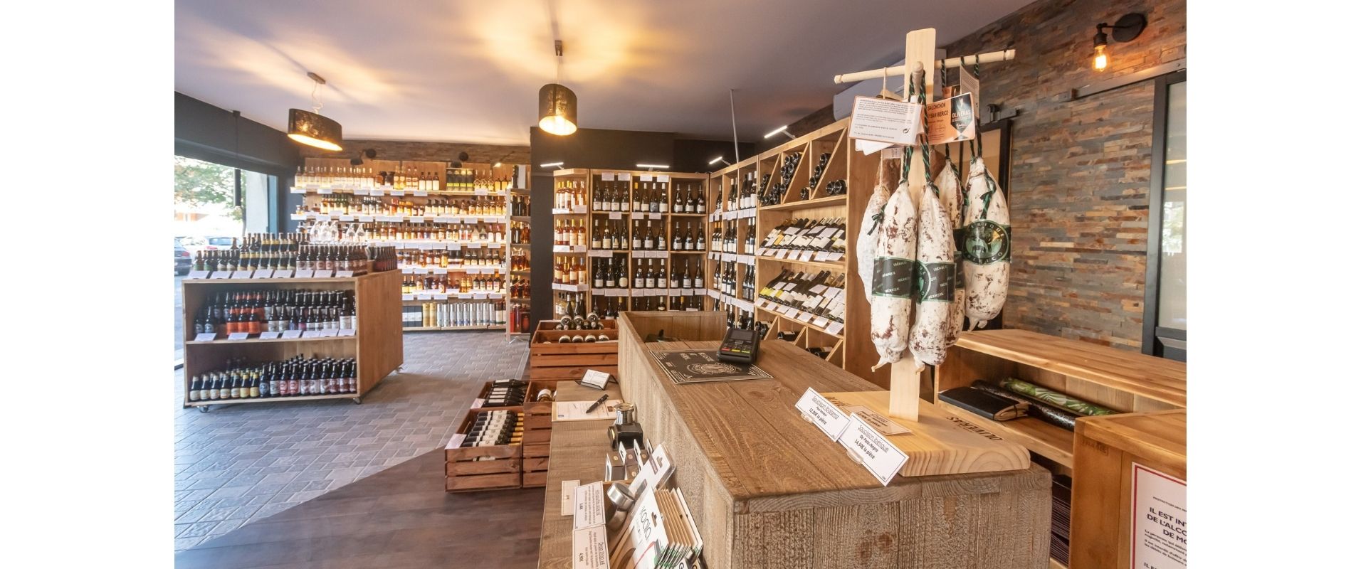 Les clés pour sélectionner le comptoir idéal pour votre magasin | TRADIS